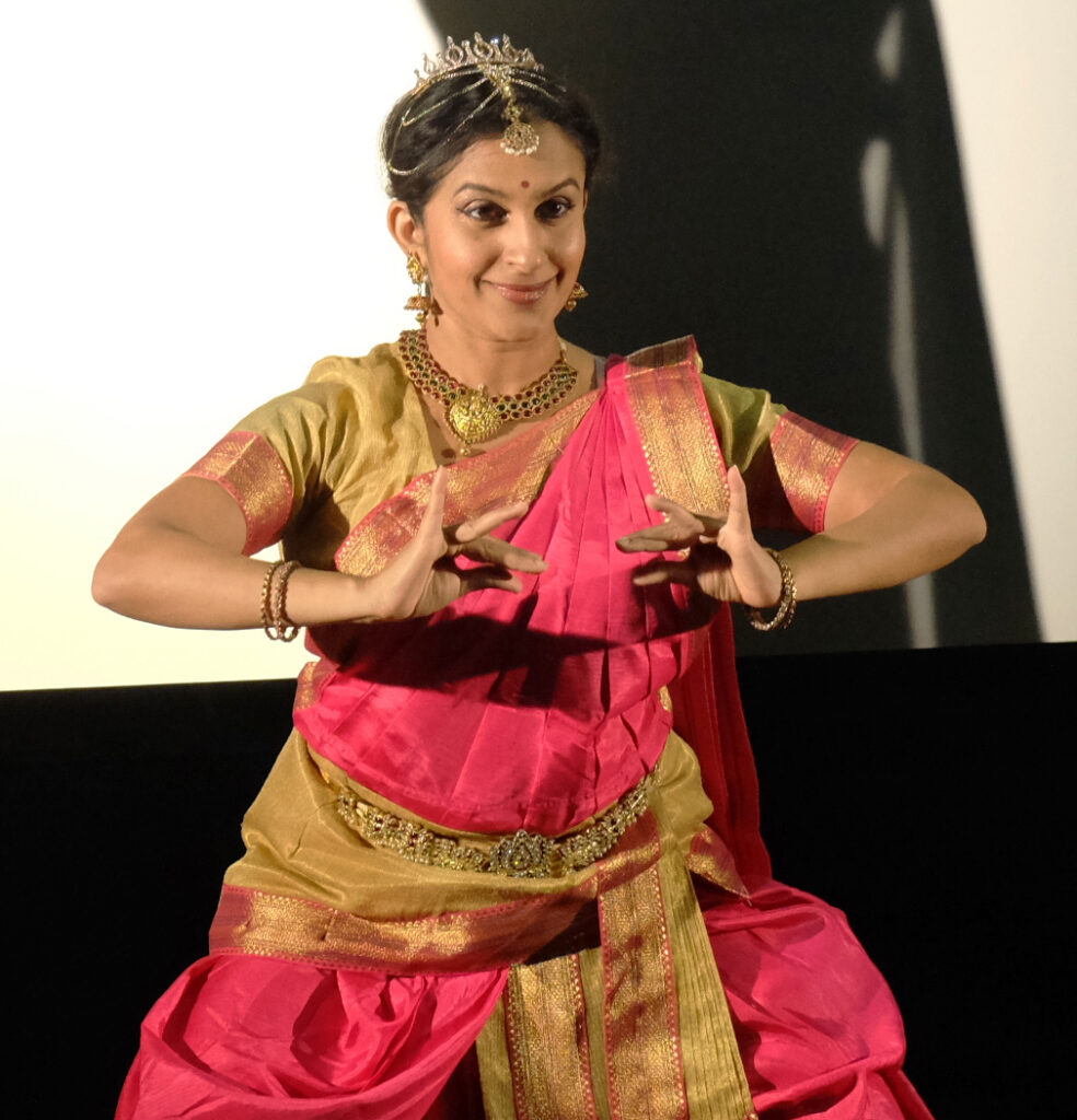 Bollywood Dance Tutorial | Capturing Cambridge